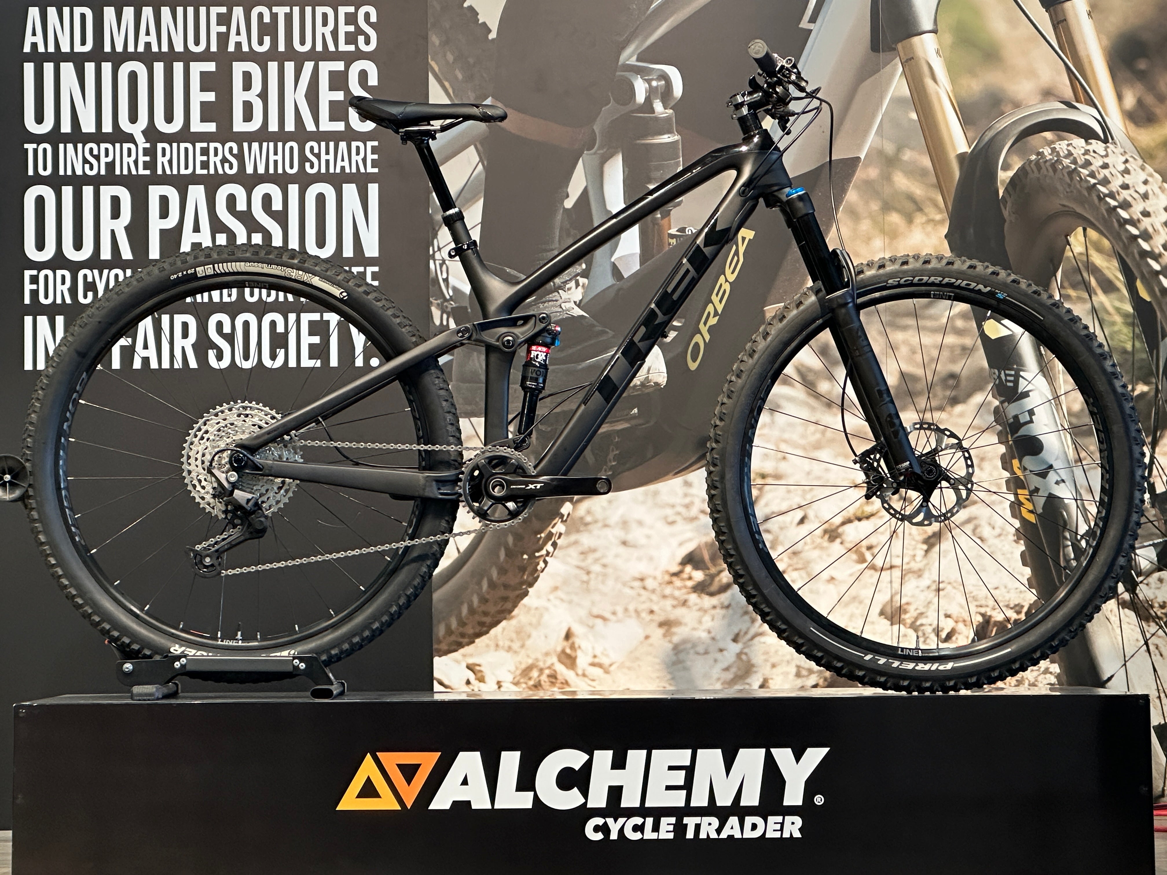 Trek Fuel EX 9.8 Medium 2017 - Alchemy Cycle Trader