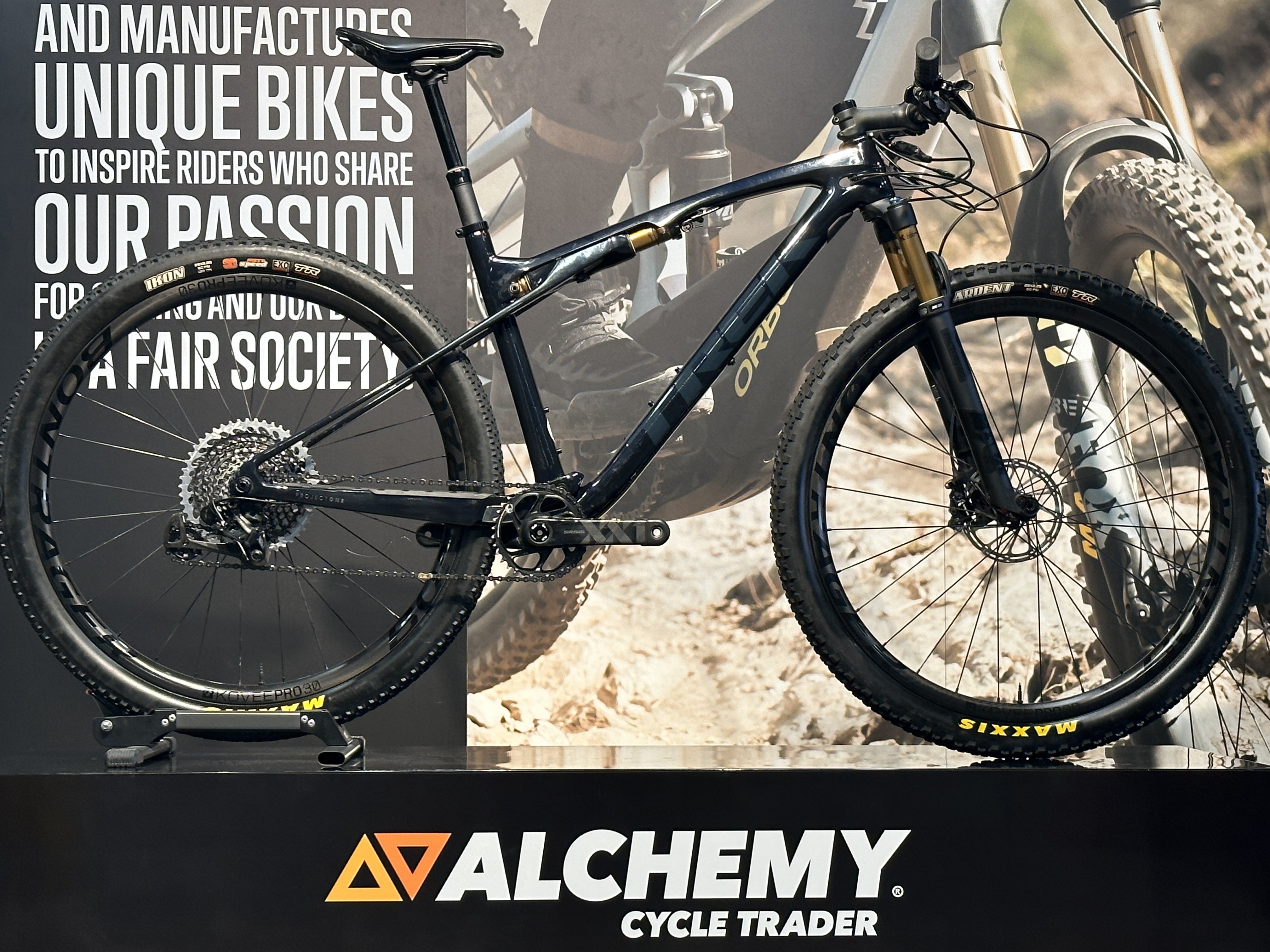 Trek Supercaliber 9.9 Project 1 Large 2020 - Alchemy